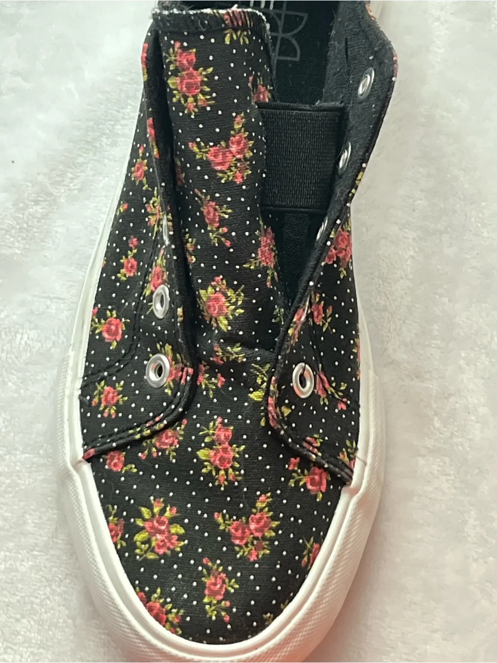 Serra | Shoes | Serra Black Slipon Sneakers With Red And Yellow Floral ...